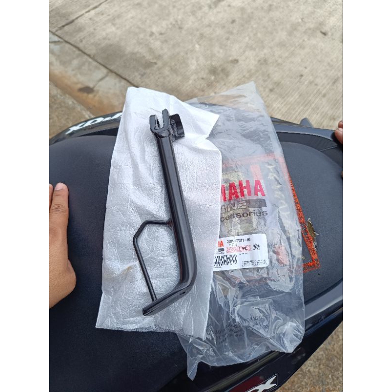 Yamaha genuine Side Stand Nmax v1 ( 2DP-F7311-00) | Shopee Philippines
