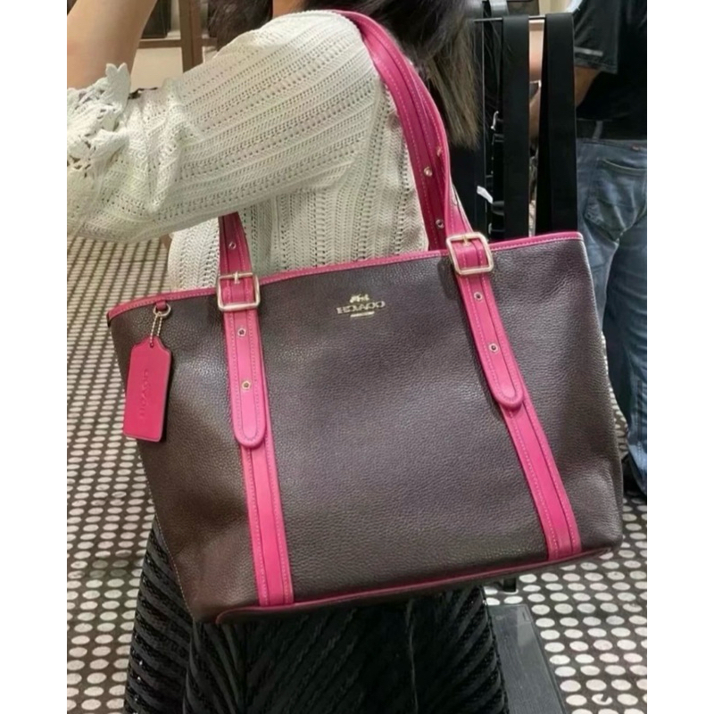 CCH Ashton Tote 31x29x14cm | Shopee Philippines