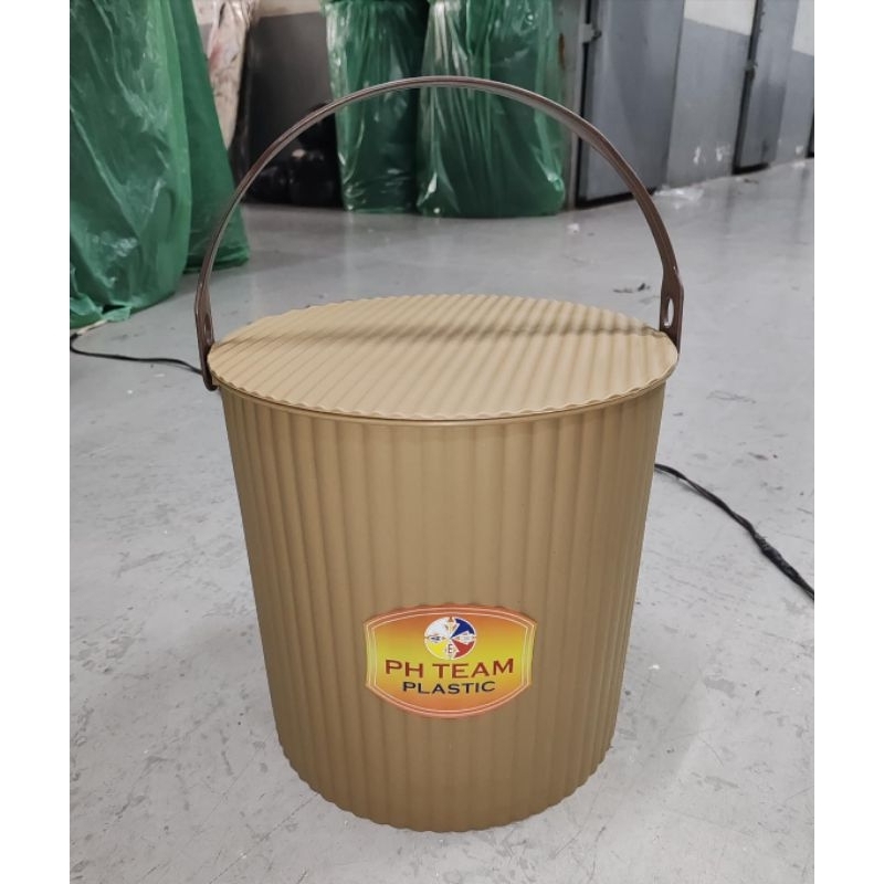 New Thick Brown Bucket Pail With Cover | Shopee Philippines