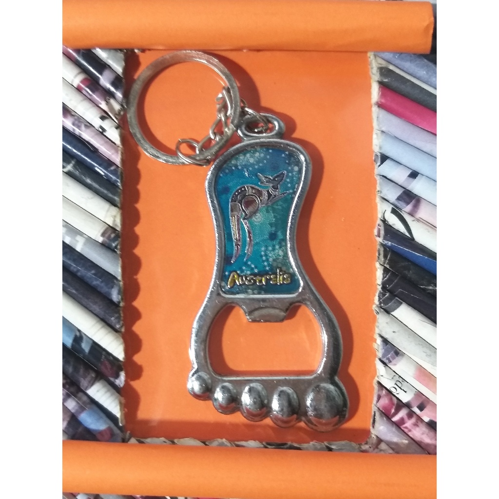 Key Chain Original Souvenir from Australia Footprint Design | Shopee ...
