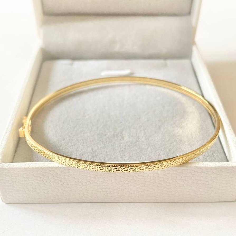 Pawnable 18K Saudi Gold Thin Designer Bangle | Shopee Philippines