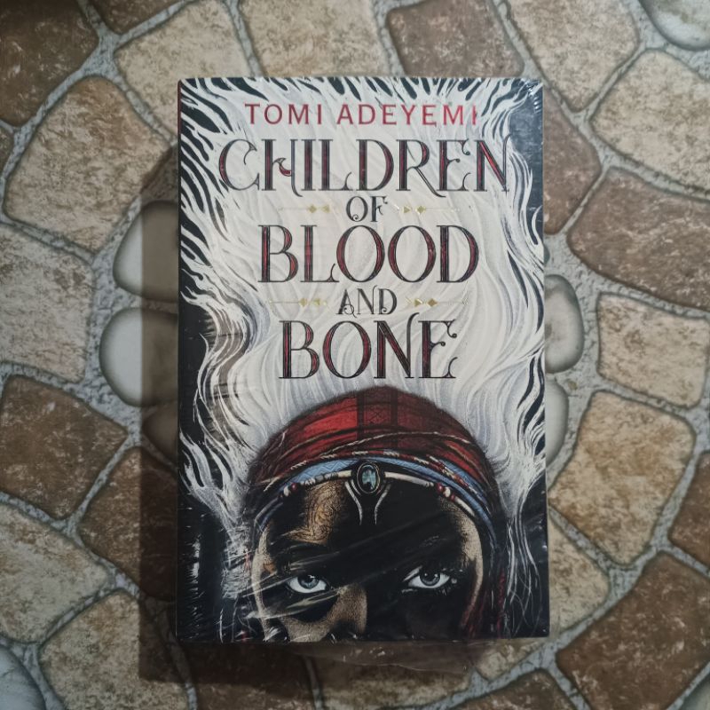 CHILDREN OF BLOOD AND BONE - TOMI ADEYEMI | Shopee Philippines