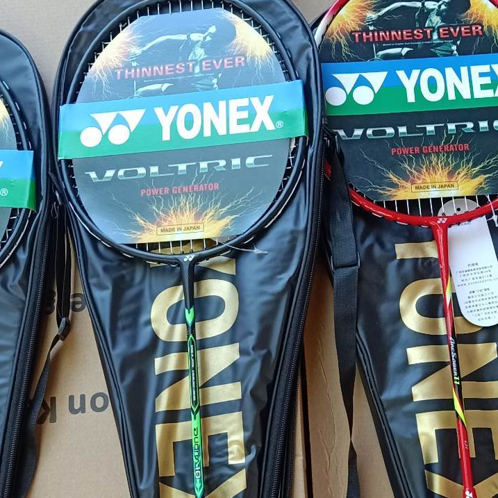 BADMINTON SINGLE RACKET RANDOM DESIGN NEW W/FREE BAG. | Shopee Philippines