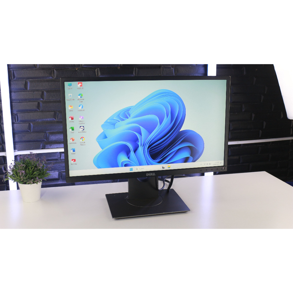 DELL 22 INCH WIDE Full HD, IPS Panel with VGA, HDMI, Display, USB Ports ...