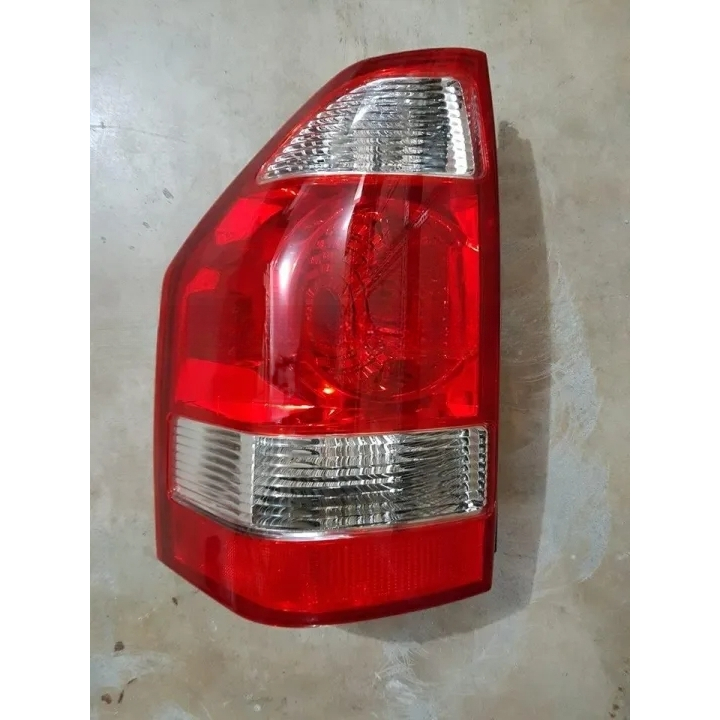 Mitsubishi Pajero Tail Light/2002 2006/Tail Lamp/Rear Light/Back Light ...