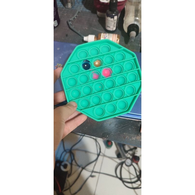 Paint Popper Silicon Pallete | Easy to clean and pop | Shopee Philippines