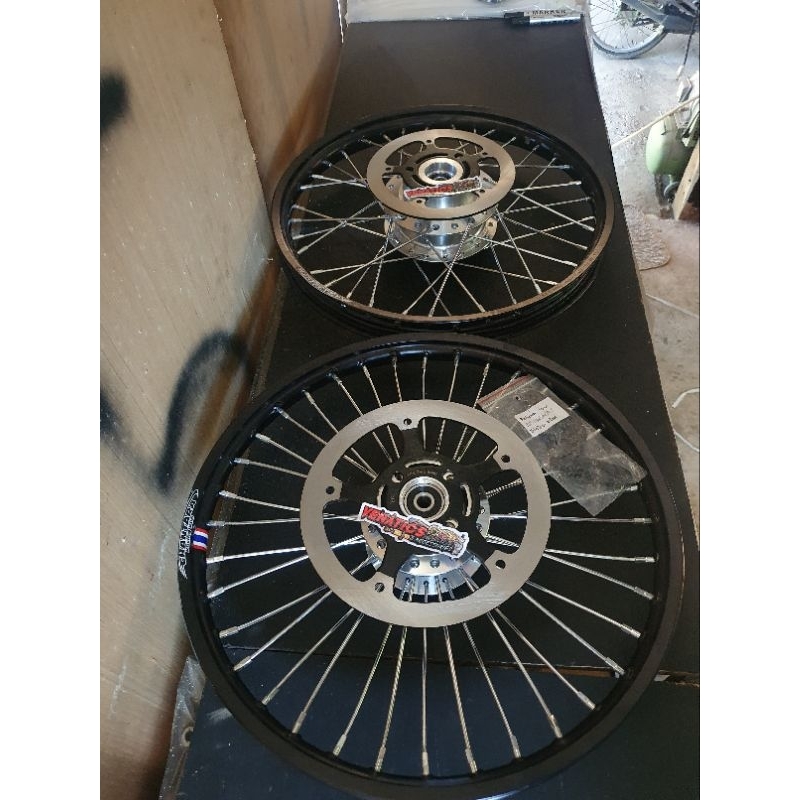 RIMSET RAIDER 150 FI/CARB KALESA WITH BUTA DISCPLATE | Shopee Philippines