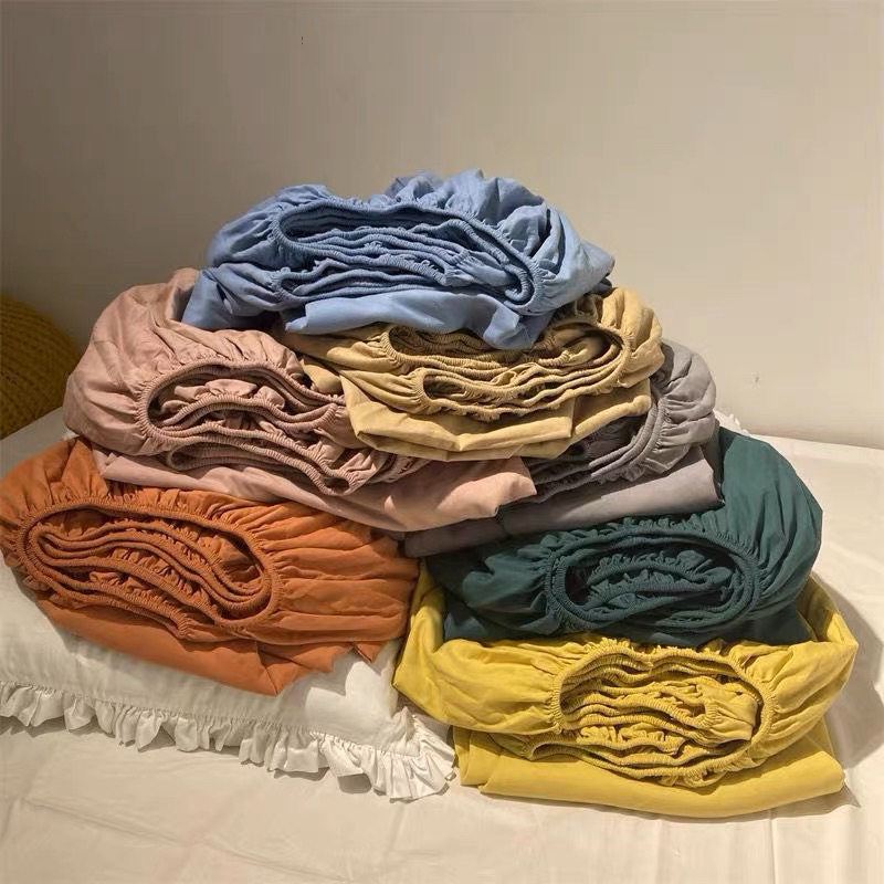 Hotel Quality Fully Garterized Fitted sheet Print And Plain Fitted ...