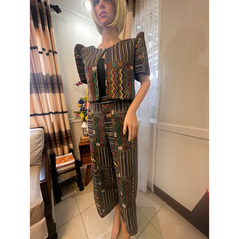 Modern Filipiniana 3-in-1 look Ethnic inspired chaleco Mestiza Sleeve ...