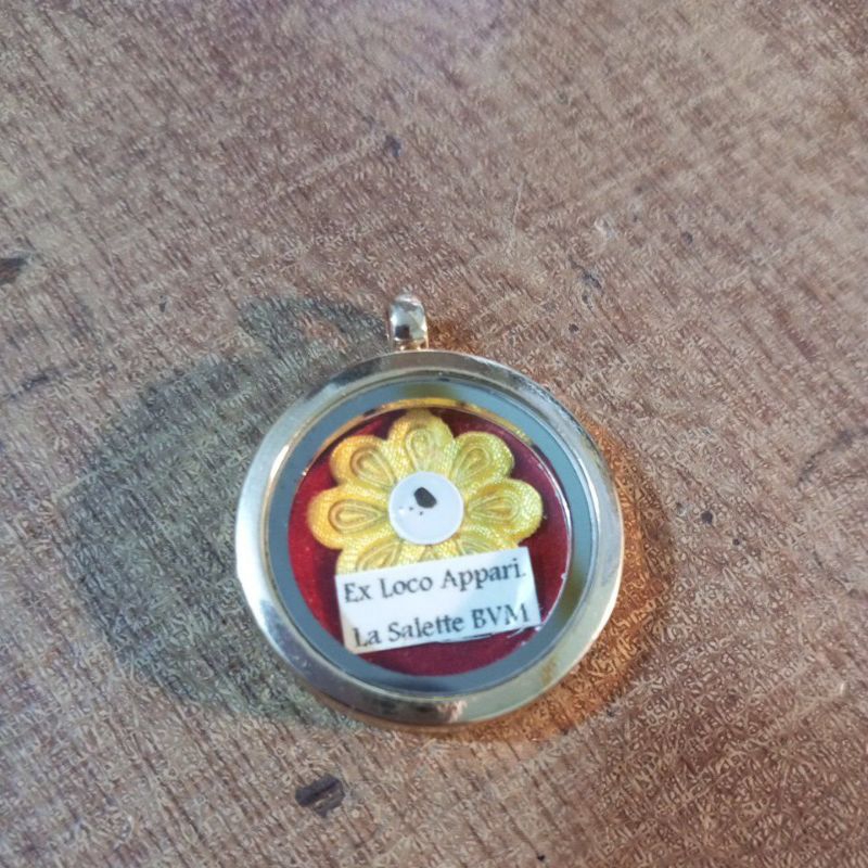 Our Lady of La Salette Memento Locket | Shopee Philippines