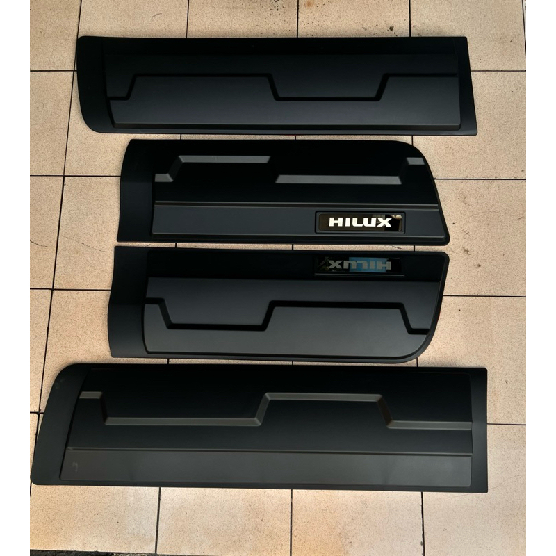 Body Cladding Side Moulding for Toyota Hilux Revo 2016 2017 2018 2019 ...