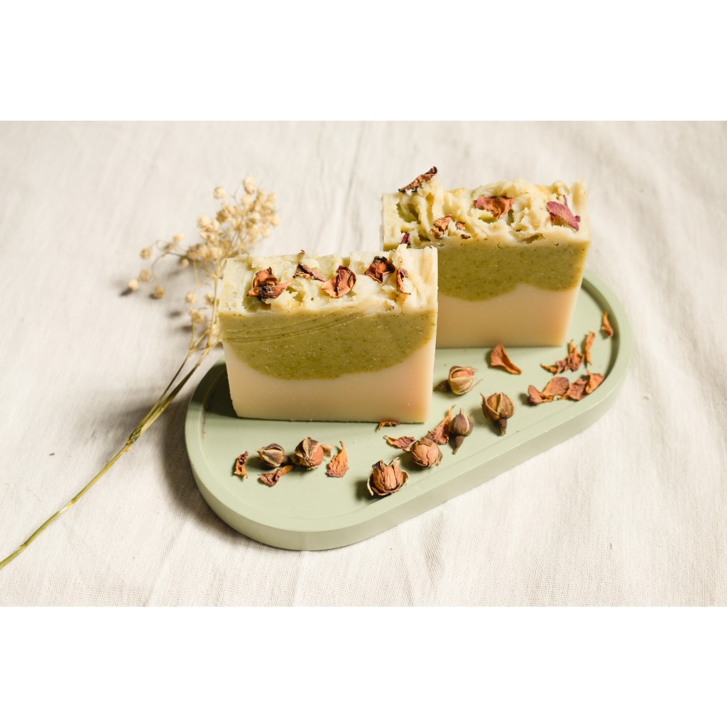 Embrace Bar Soap, hydrates skin naturally w/anti bacterial properties ...