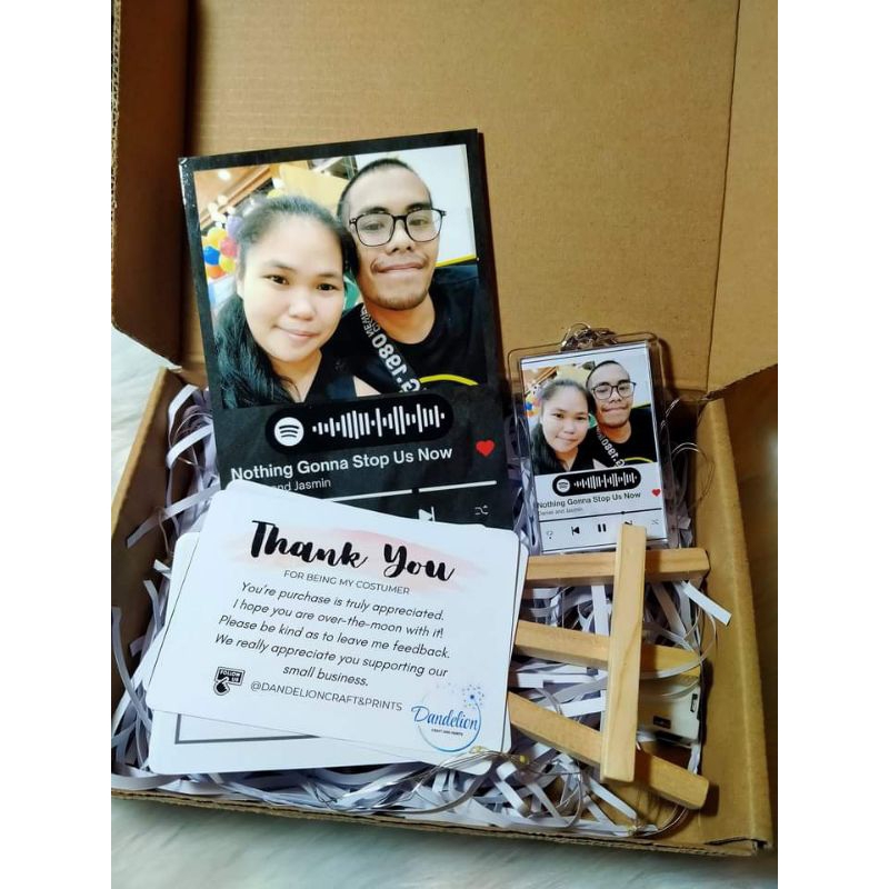 SpotifyScannable Frame sintra board(package gift) | Shopee Philippines