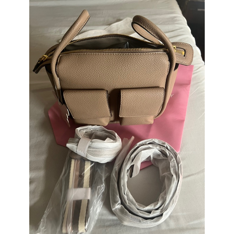 ON HAND House of Little Bunny HOLB Brick 22 PU Leather | Shopee Philippines