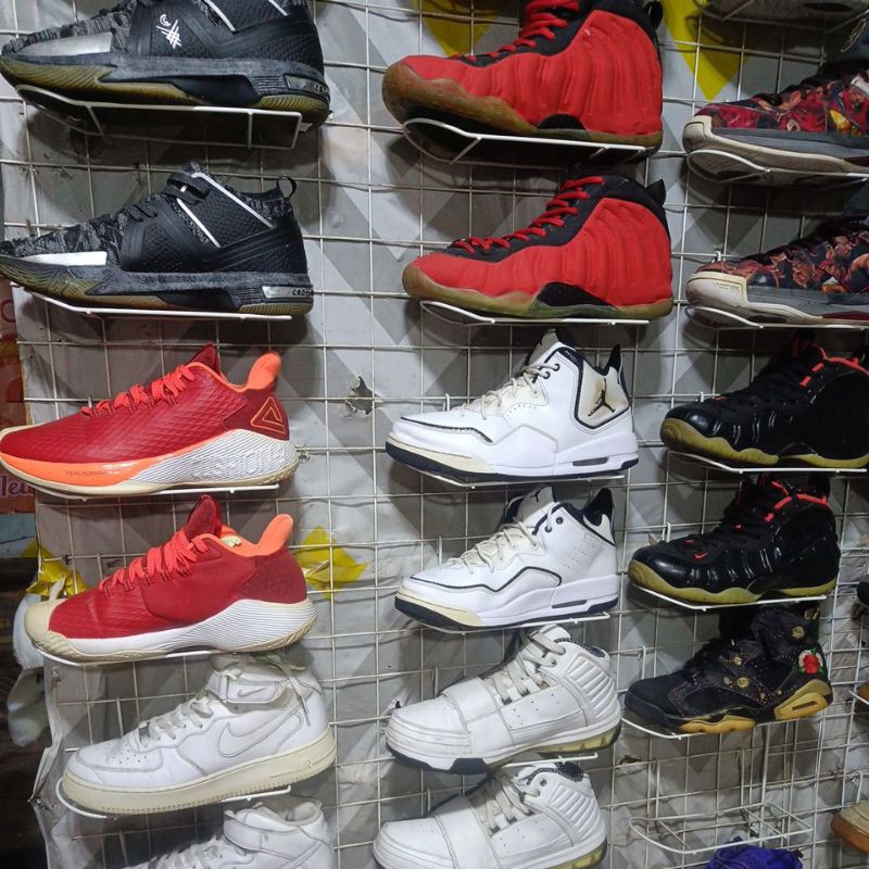 V&A Ukay Ukay Shoe Check Out 1kg | Shopee Philippines