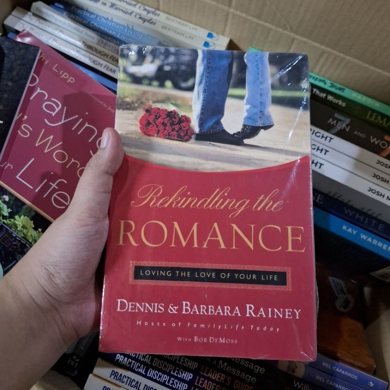 Rekindling the Romance (UKAY BOOKAY) | Shopee Philippines