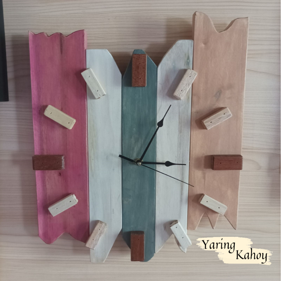 WALL CLOCK CRAZY CUT Hanging Wall Clock crazy cut design analog display ...