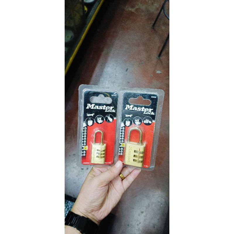 Master Lock Combination Padlock - 3-digit Resettable 620D/630D ( 20mm ...