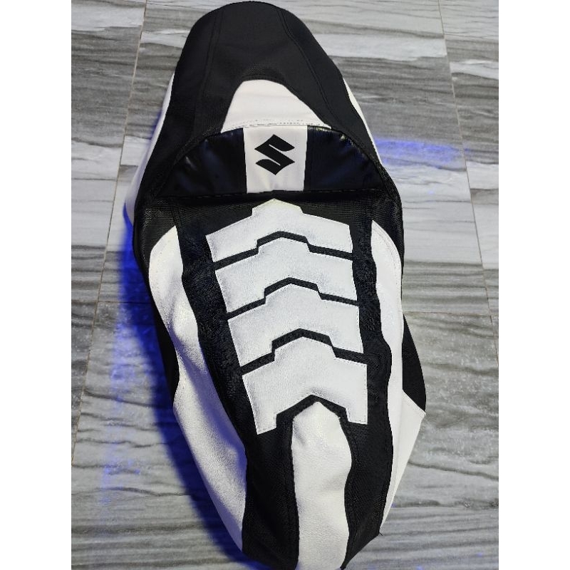 Raider 150 Camel back seat cover | Shopee Philippines