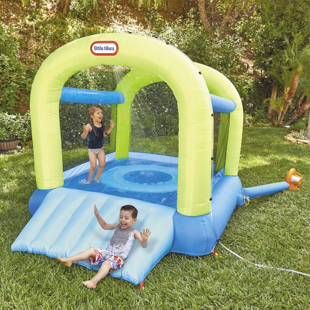 Little Tikes Splash n' Spray Indoor/Outdoor 2-in-1 Inflatable Bouncer ...
