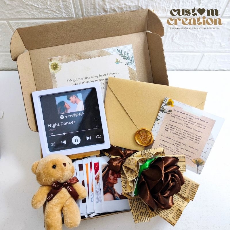 Spotify Floating Frame - Gift Box for Any Occasion (Read Description ...