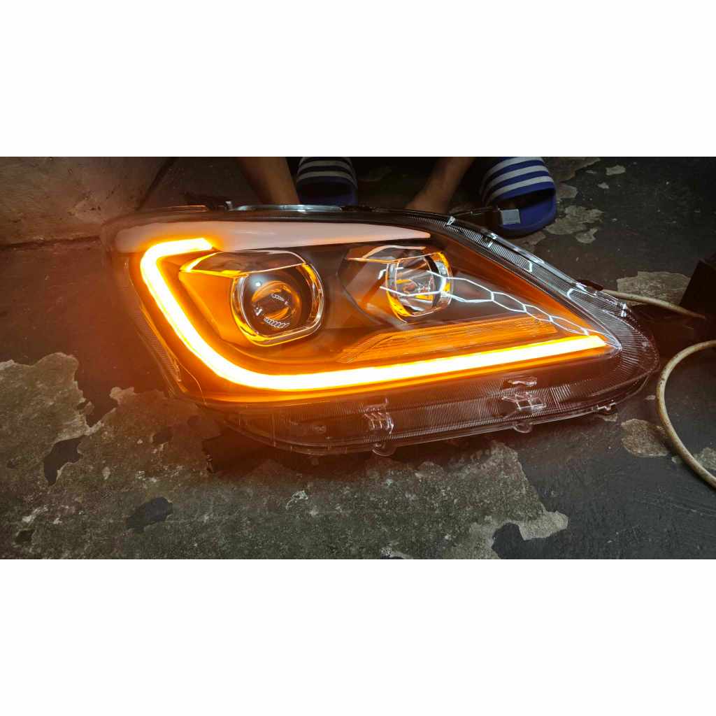 Innova Projector Headlamp Headlight For Toyota Innova 2012 to 2015 Head ...