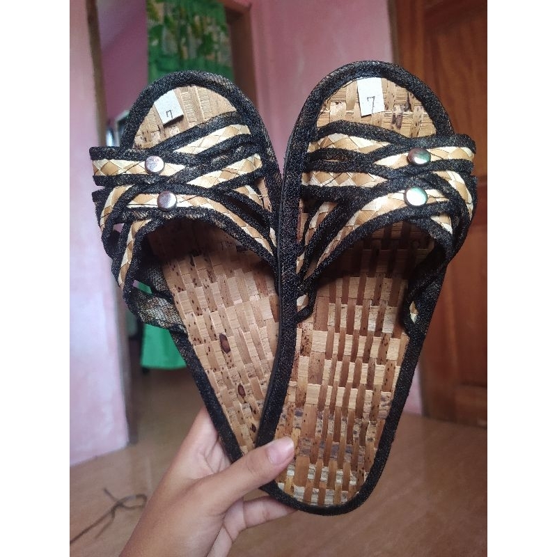 Slippers Abaca native traditional hand woven slippers, souvenirs and ...
