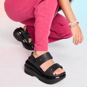 CROCS CLASSIC MEGA CRUSH SLIDE FOR WOMEN | Shopee Philippines