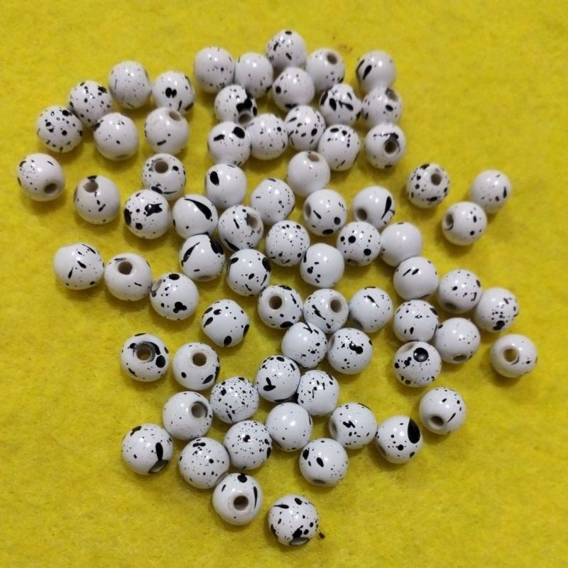 50 Pieces 8mm Round Smooth DOTTY White Base Acrylic Beads with Dotty ...