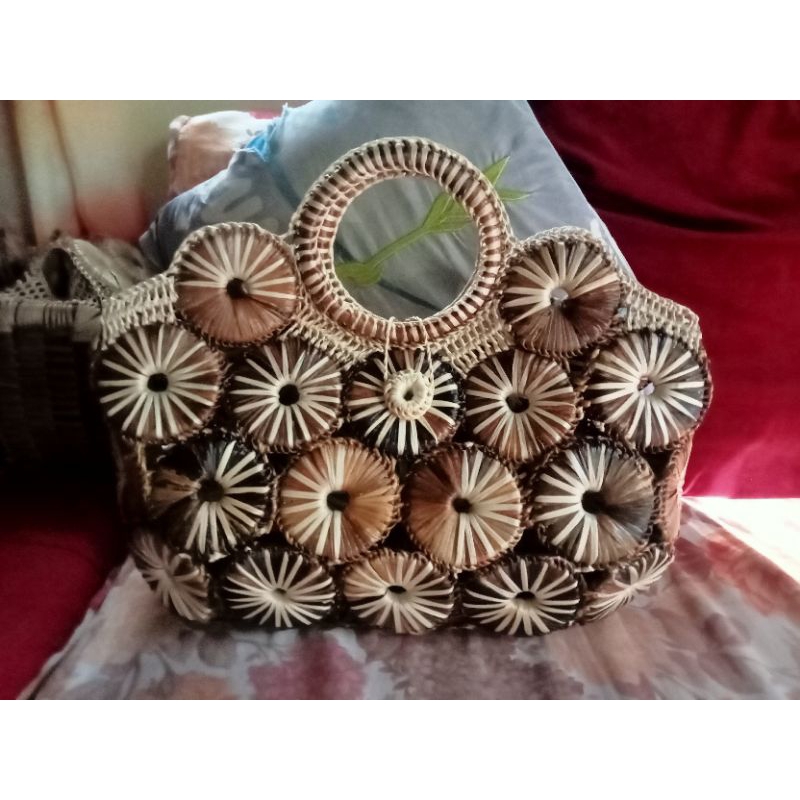 new design abaca hand bag assorted design with varnish | Shopee Philippines