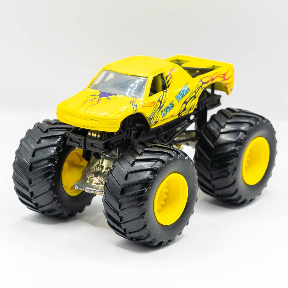 Hot Wheels Monster Jam Tuff Enuff 1:64 Scale | Shopee Philippines