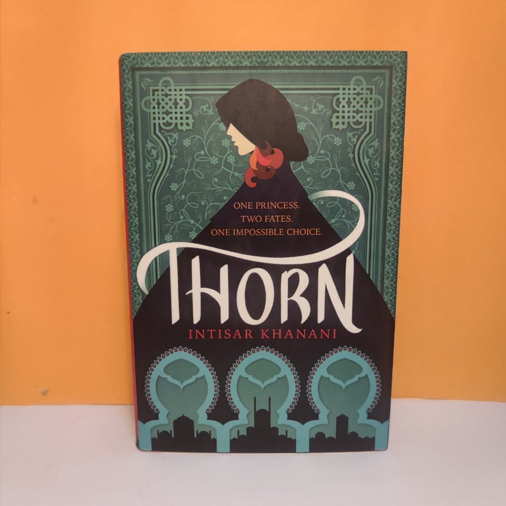 Thorn by Intisar Khanani (Secondhand Preloved Original Book) | Shopee ...