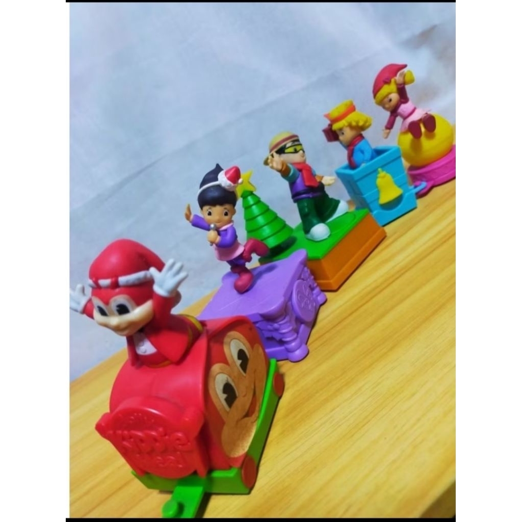 JOLLIBEE Jolly Train Set Complete / Jollibee Toys | Shopee Philippines