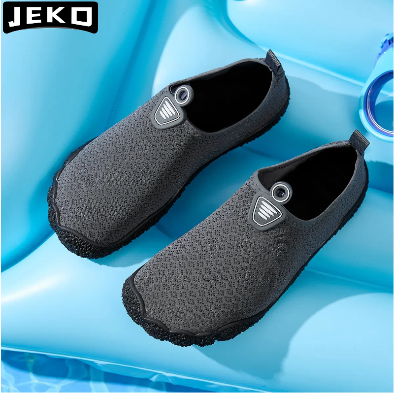 JEKO Unisex Aqua Shoes Quick-Dry Non-Slip Thick Sole Beach Shoes For ...