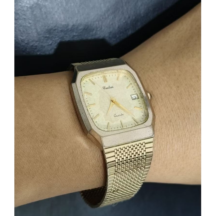 Croton textured Dial Tank Vintage Black cabochon crown with window date ...