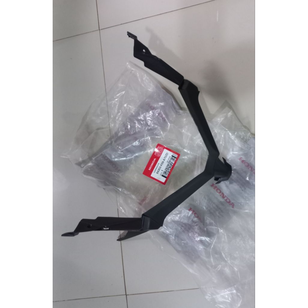 HONDA CLICK 125i /150i V2 FRONT GARNISH(ORIGINAL GENUINE) | Shopee ...
