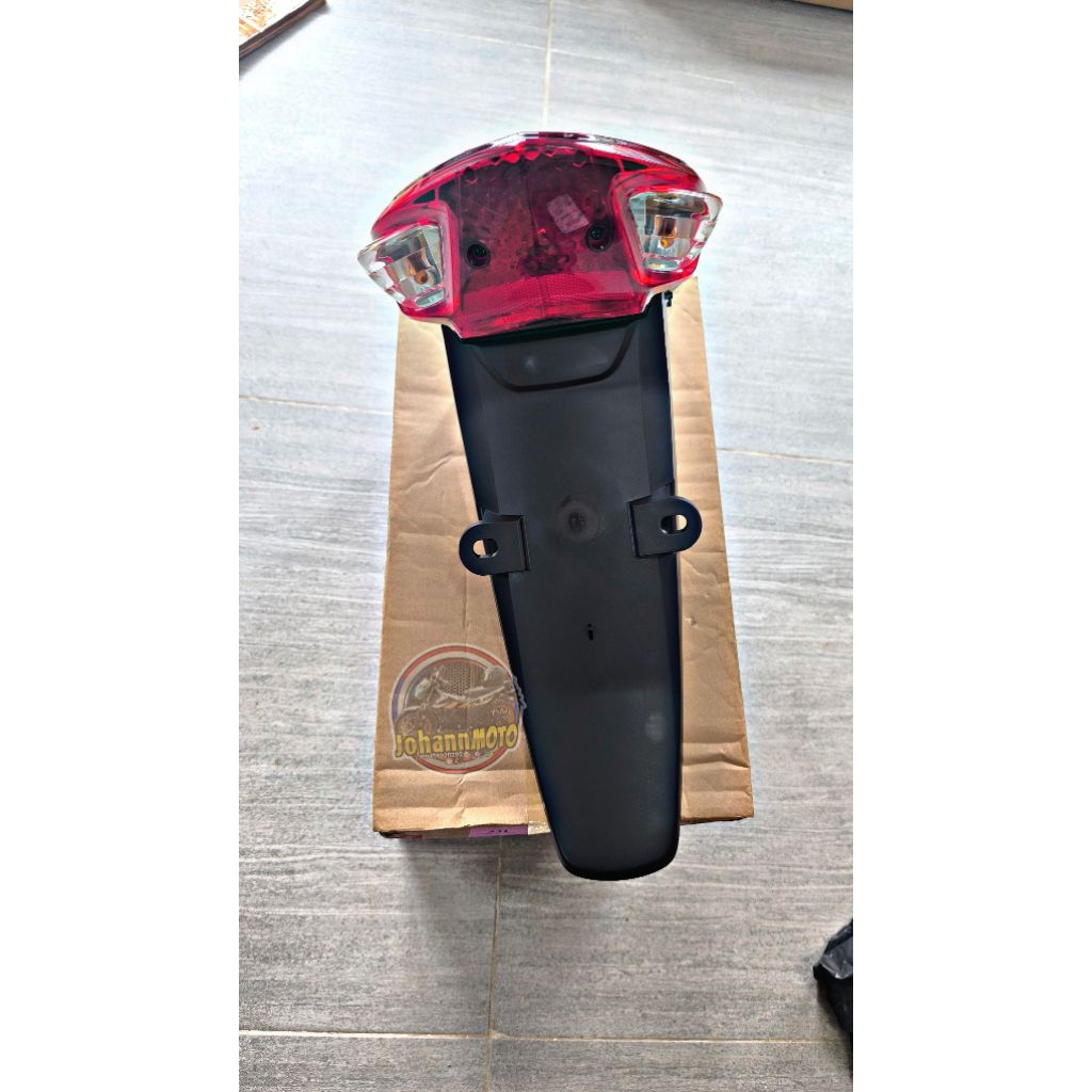 WAVE 100 / 110R REAR FENDER ORIGINAL (TAIL LIGHT ASSY) | Shopee Philippines