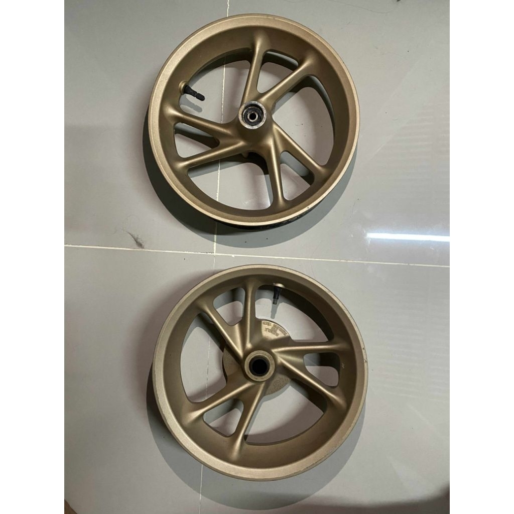 STOCK MAGS FOR NMAX V1 ORIG SURPLUS PARTS | Shopee Philippines