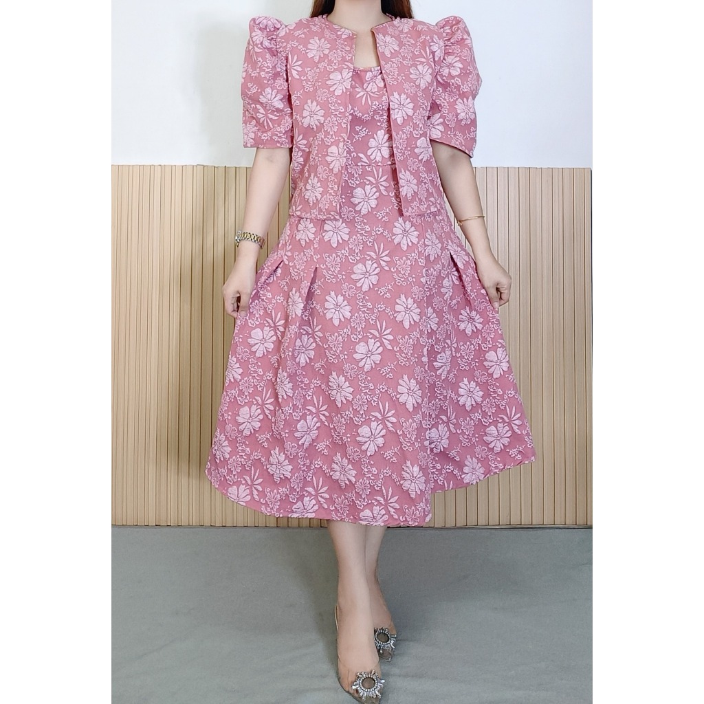 DAN FILIPINIANA 2 in 1 DRESS w/ BOLERO FARIC: Embossed MODEL HEIGHT: 5'2 Fits up to XL to 2XL ...