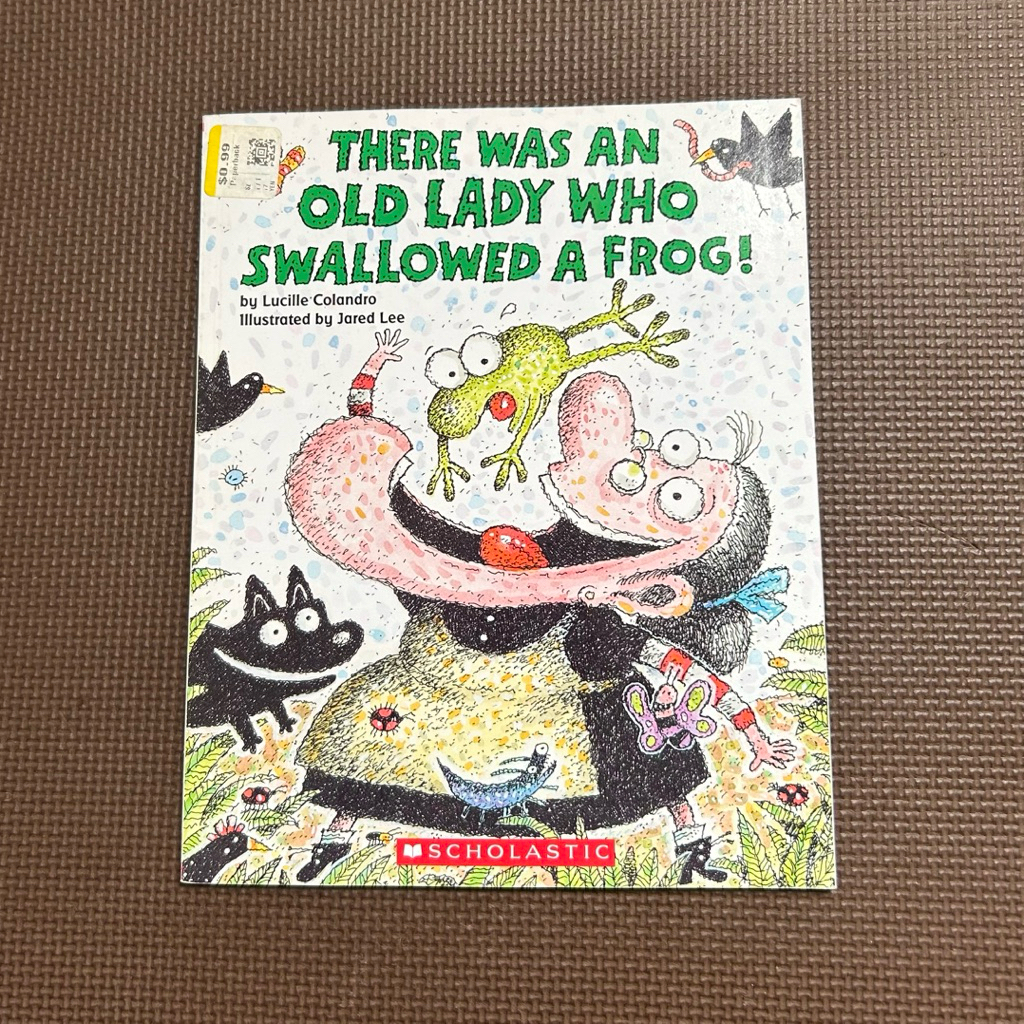 There was an Old Lady who swallowed a Frog (Paperback) | Shopee Philippines