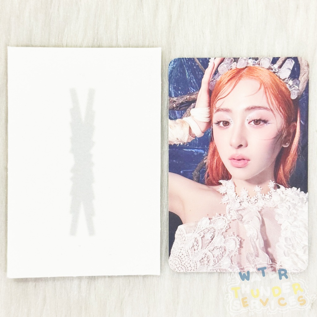 LE SSERAFIM Easy YUNJIN Crown Selfie Photocard Featherly Lotus Ver ...