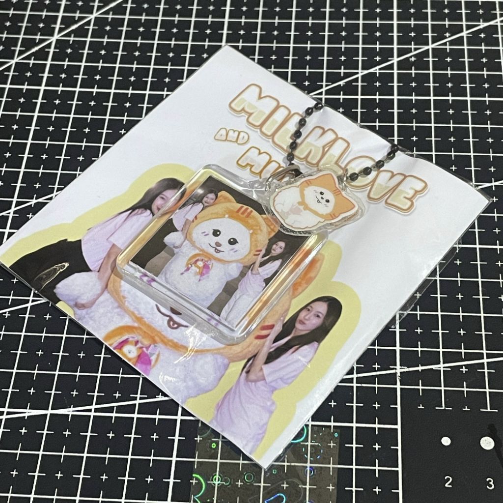 Milklove and Muvmuv Keychain | Shopee Philippines