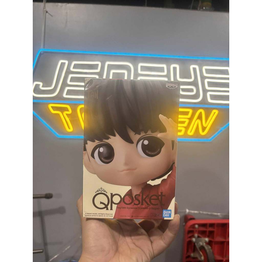 Bandai | Banpresto - BTS TinyTan Qposket Dynamite J-Hope Ver. A | Shopee Philippines