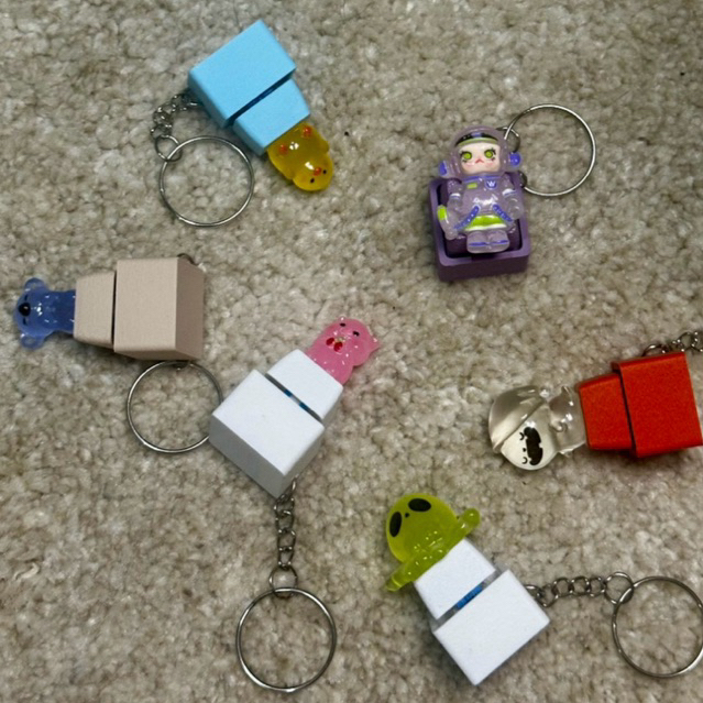 3D Fidget Glow in the Dark Series Random Cute Designs Keychain ...