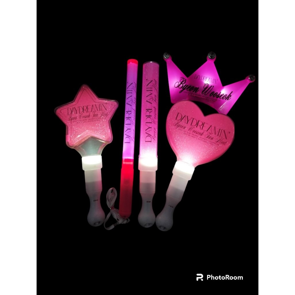 [COD] BYEON WOO SEOK LIGHTSTICK PENLIGHTSTICK AND BLINKING CROWN ...