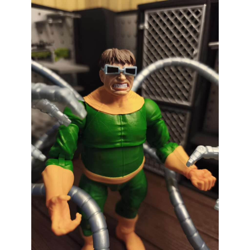 Marvel Legends Amazon Exclusive Doc Ock Action Figure 2-Pack | Shopee ...