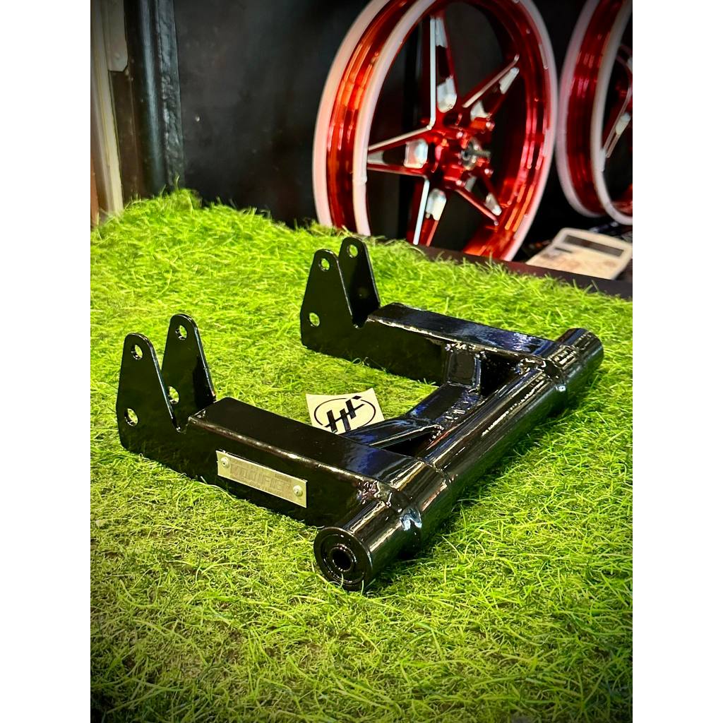 ENGINE SUPPORT POWDERCOATED PLUS 2.5 FOR AEROX V2 & NMAX V2 | Shopee ...