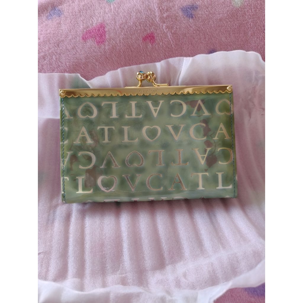 lovcat meduim wallet | Shopee Philippines