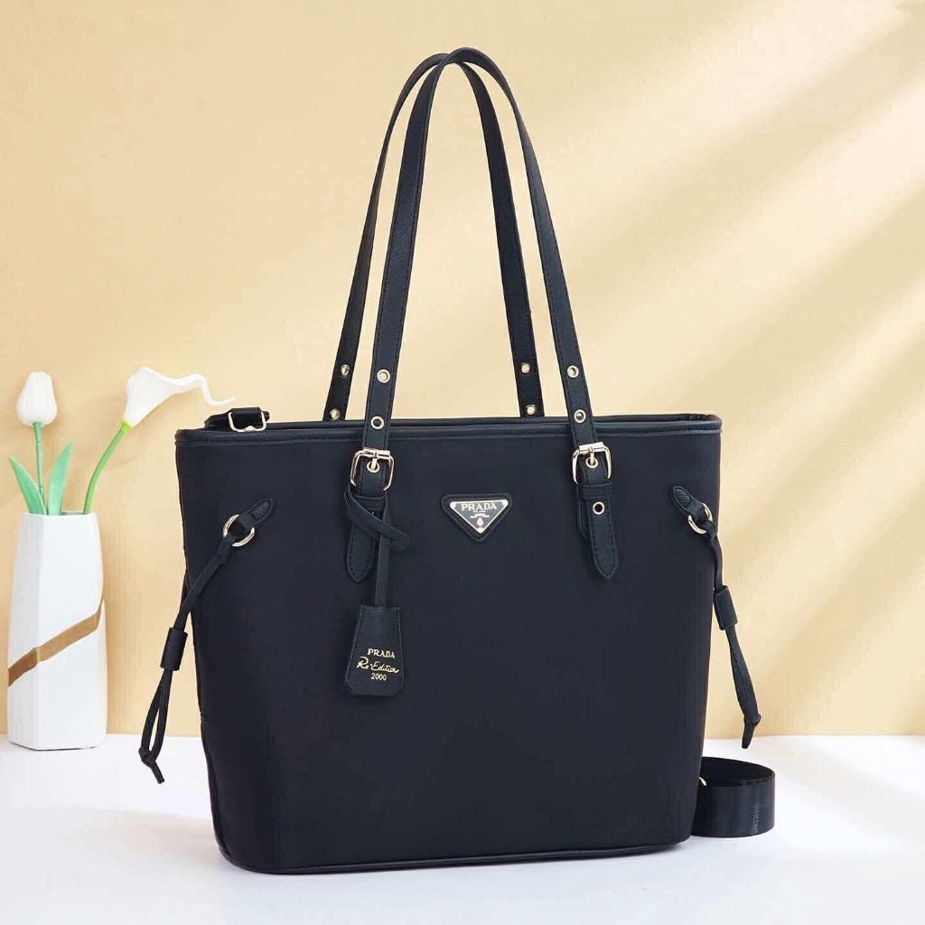 BESTSELLER SHOULDER & SLING BAG NEW DESIGN | Shopee Philippines