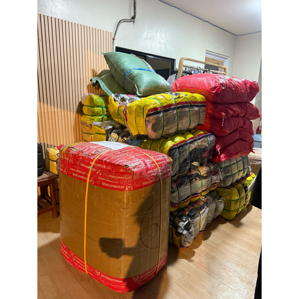 30-40kg Aussie Dubai Box | Shopee Philippines